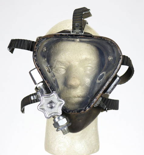 Desco Jack Browne Diving Mask – Very Nice Condition