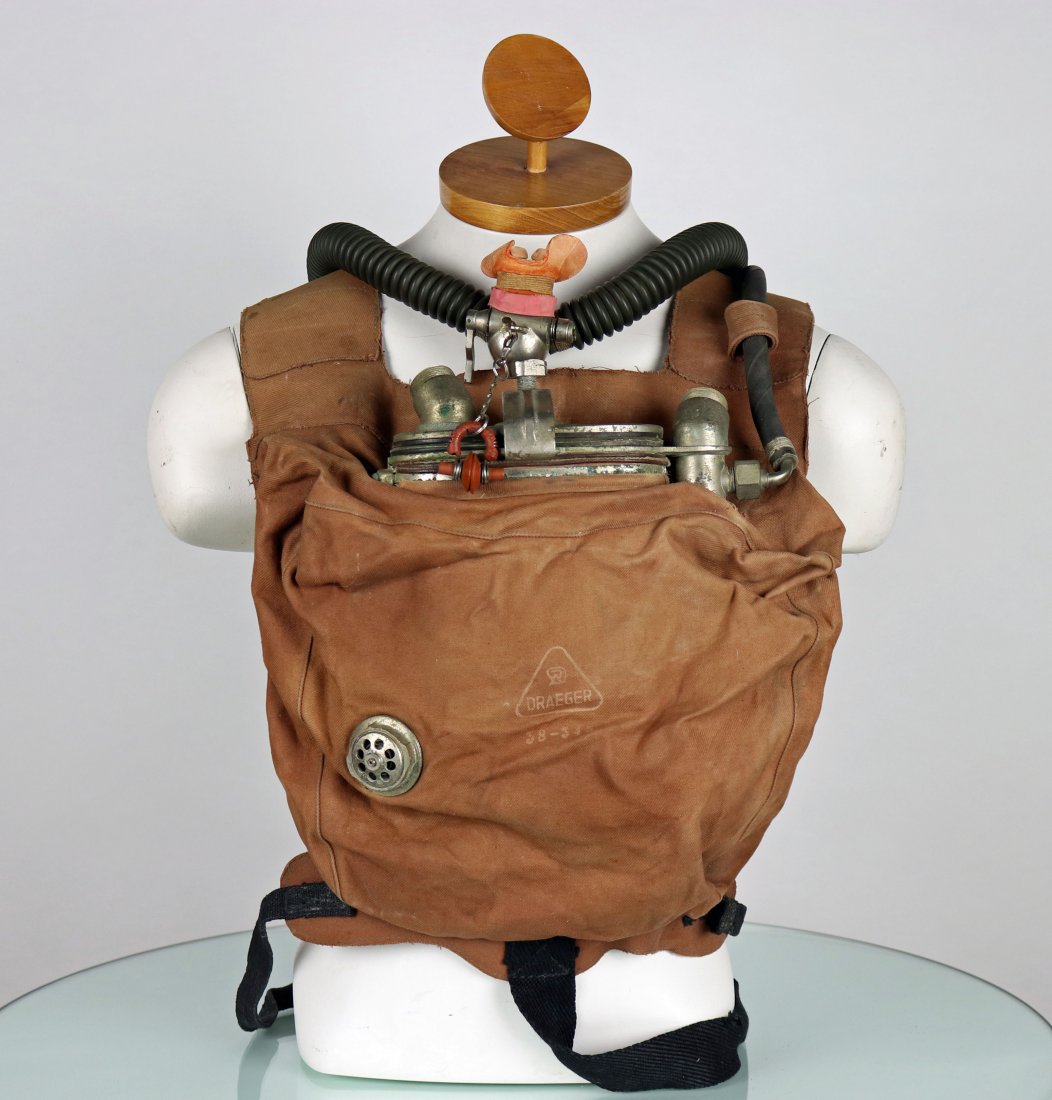 Draeger Type 138 Rebreather As Used By Hans, Lotte Hass