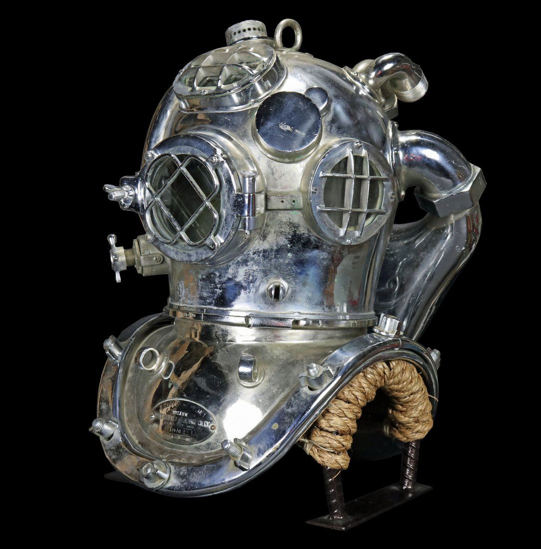 1945 Us Navy Mark V Helium Desco Diving Helmet
