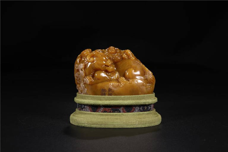 Shoushan Tian Huang Luohan Mythical Beast Decoration