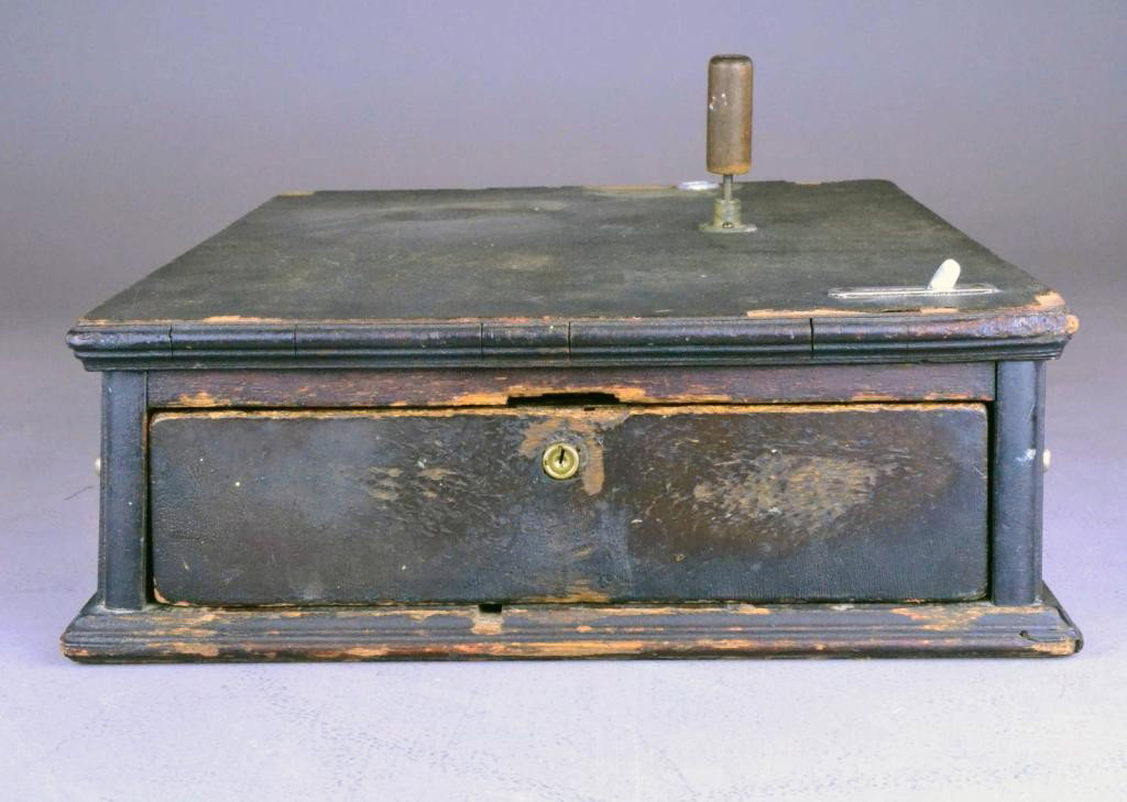 Antique Indiana Cash Drawer - Feb 11, 2012 | Midwest Auction Galleries ...