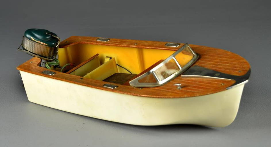 Fleet Line Remote Control Speedboat, The Dolphin - Jan 25, 2014 ...