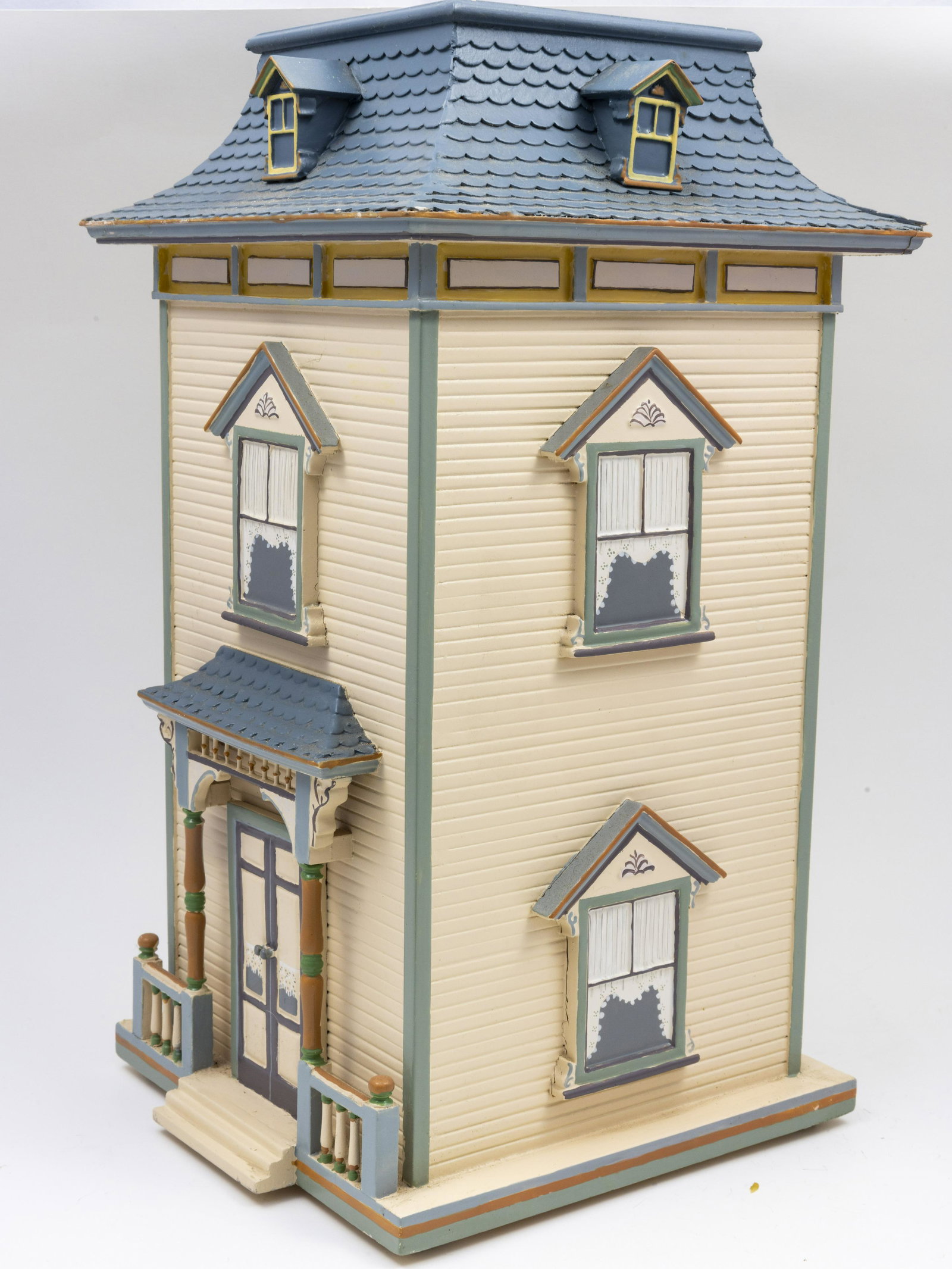 Bespaq Half Scale Glass Display Dollhouse (#3) - Jul 31, 2022 | Karen's ...