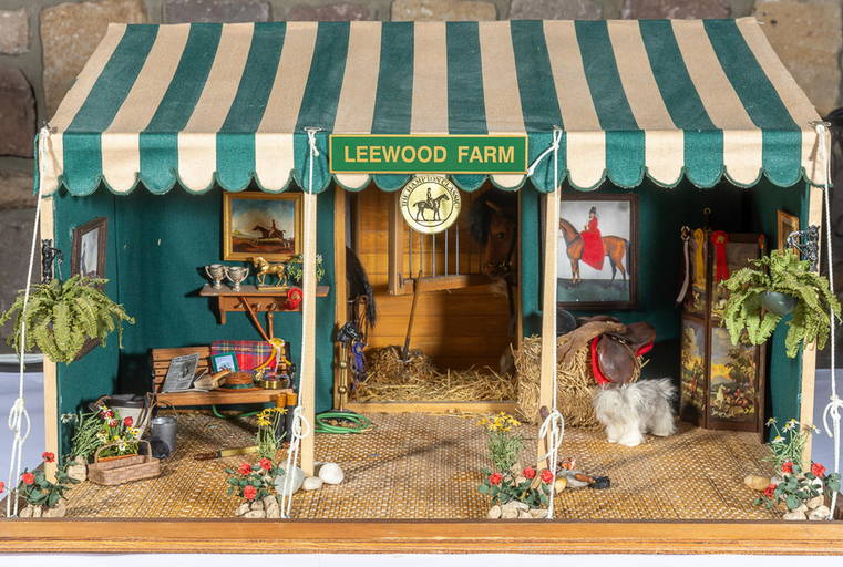 Miniatures ~ Lee Lefkowitz & Kelly Hawk 2023-06-03 Auction - 265 Price ...