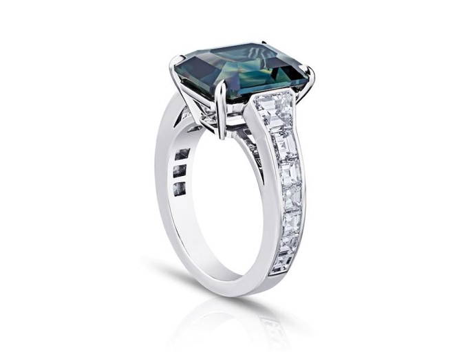 David Gross Emerald Green Sapphire And Diamond Platinum Ring