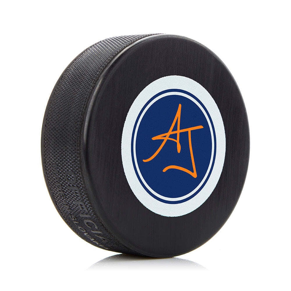 Jayna Hefford Signed Team Canada Puck With Hof Note Auction