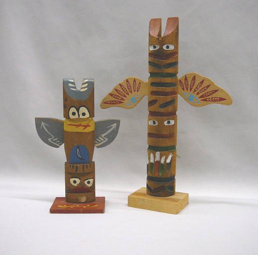 2 Carved Wood Cherokee Totem Poles 10.5'' Largest
