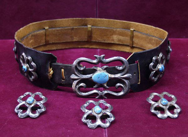 Vintage Navajo Sandcast Concho Belt