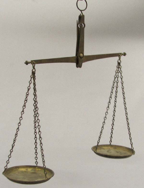 Vintage Hand Held Portable Gold Scale