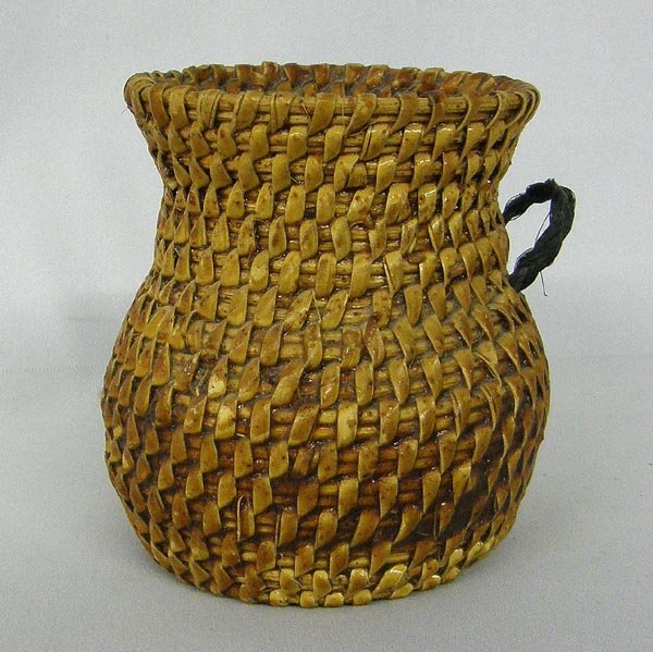 Vintage Apache Tus Basket