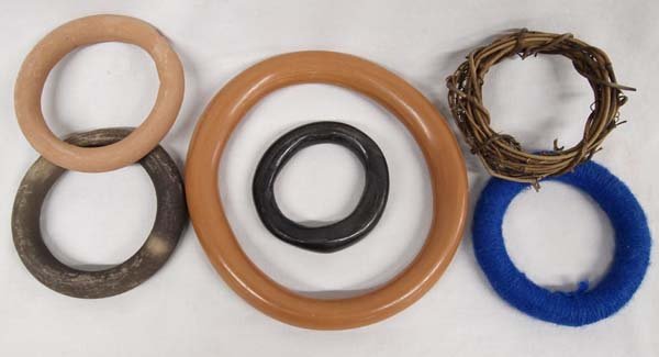 6 Pottery Display Rings