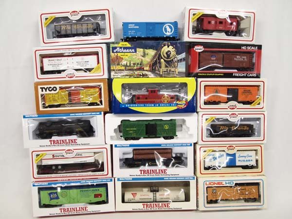 Collection Of Ho Scale Train Boxcars