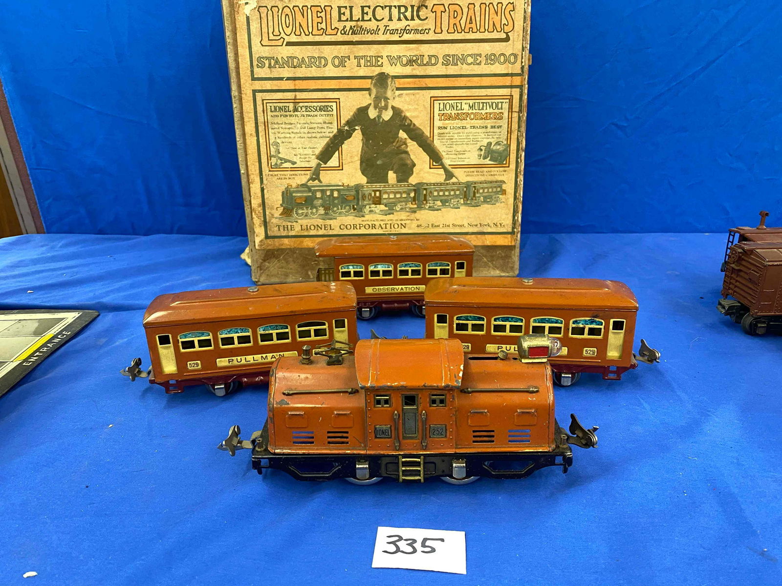 Lionel "o" Gauge 4 Piece Train Set With Box