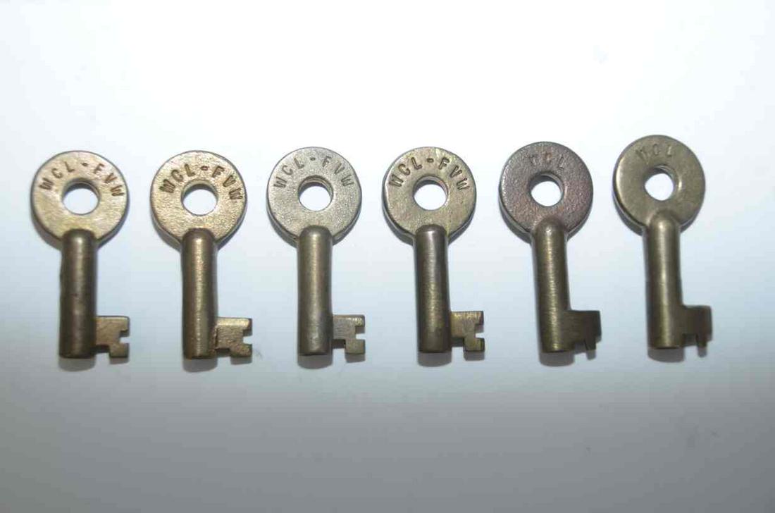 Six Wisconsin Central and Fox Valley Western RR Brass Keys - Oct 22 ...