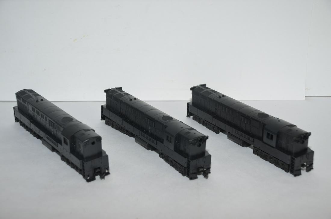 Three Athearn Blue Box H24-66 Trainmaster Diesels-HO Scale (#286204) on ...