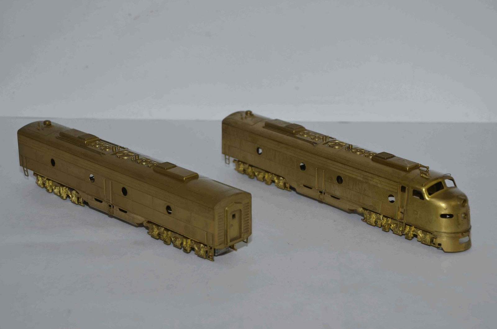 Trains Inc Brass Models EMD E9 A-B Diesel Pair-HO Scale (#446150) on ...
