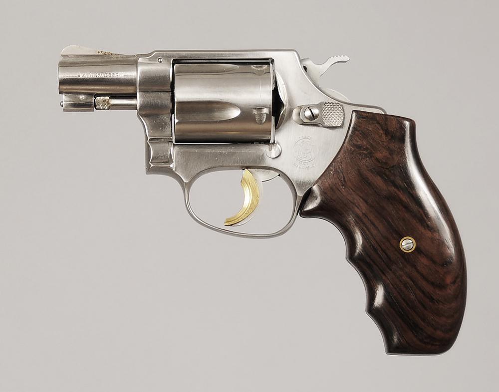 Smith & Wesson Model 60 Revolver Fuzzy Farrant Grips