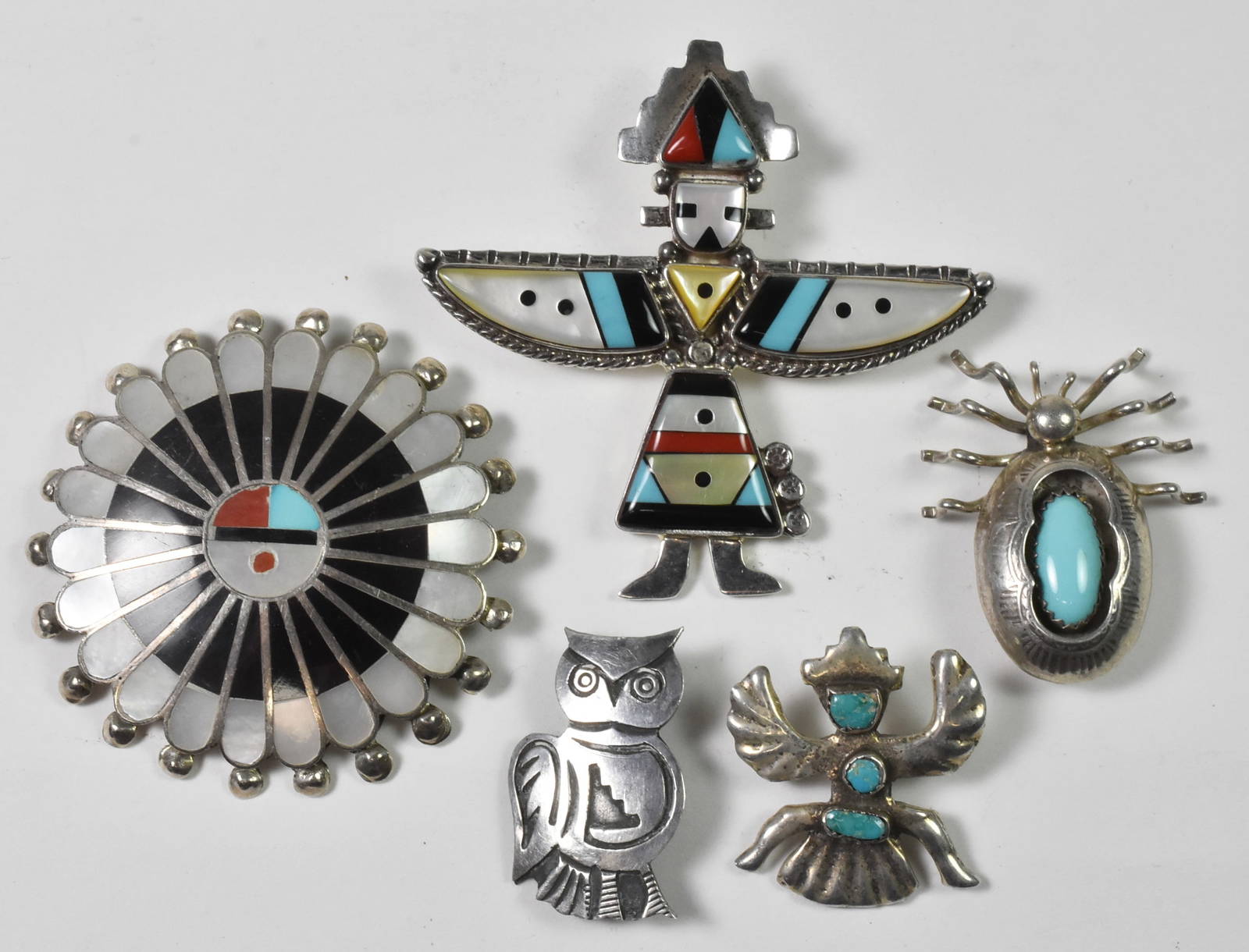 Silver Native American Pins And Pendant Auction