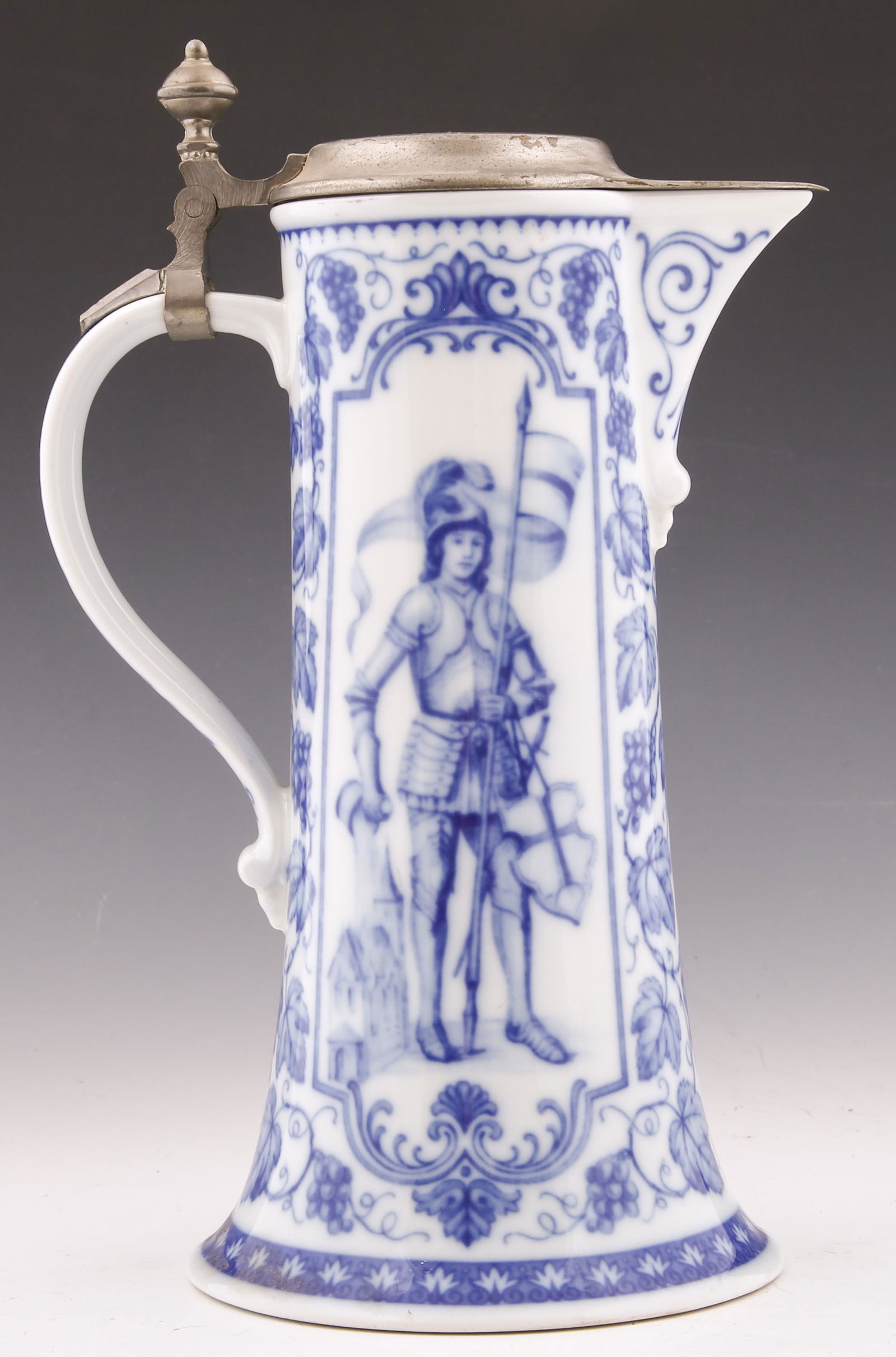 Kaiser German Echt Kobalt Porcelain Stein