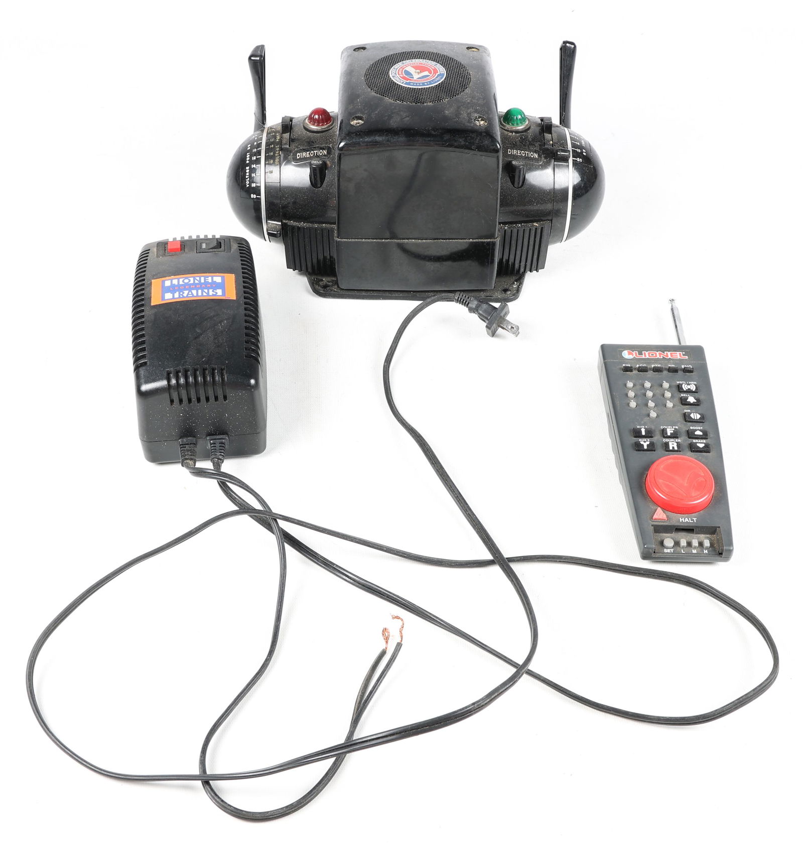 Lionel Model Train Transformer And Powerhouse