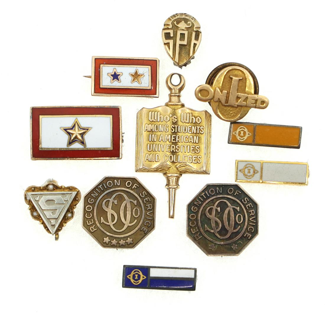 10k Gold Military & Civilian Badge Pins Auction