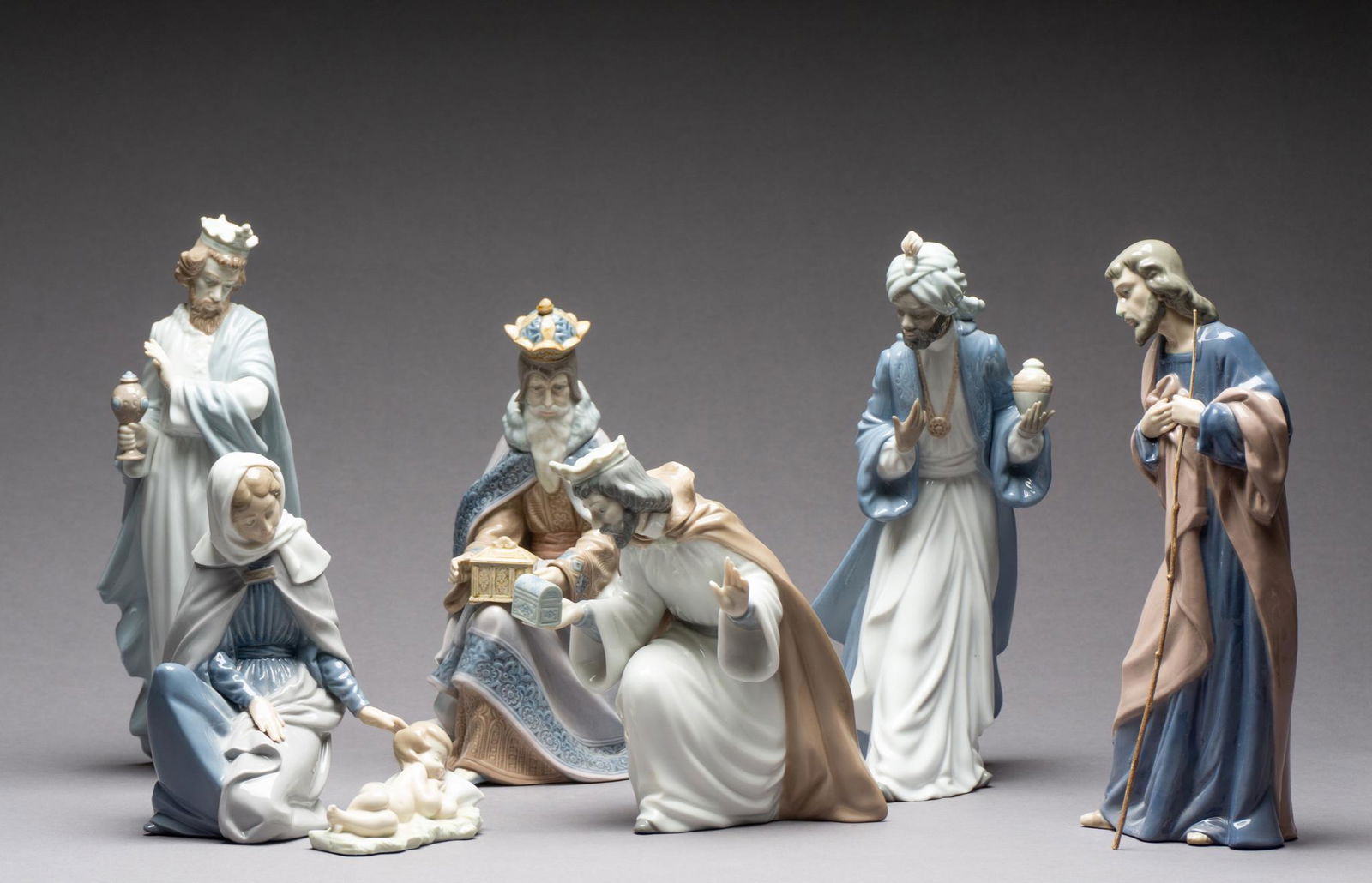 Lladro, Nativity Scene, 7 Piece Porcelain Set - Dec 12, 2020 | Vogt ...
