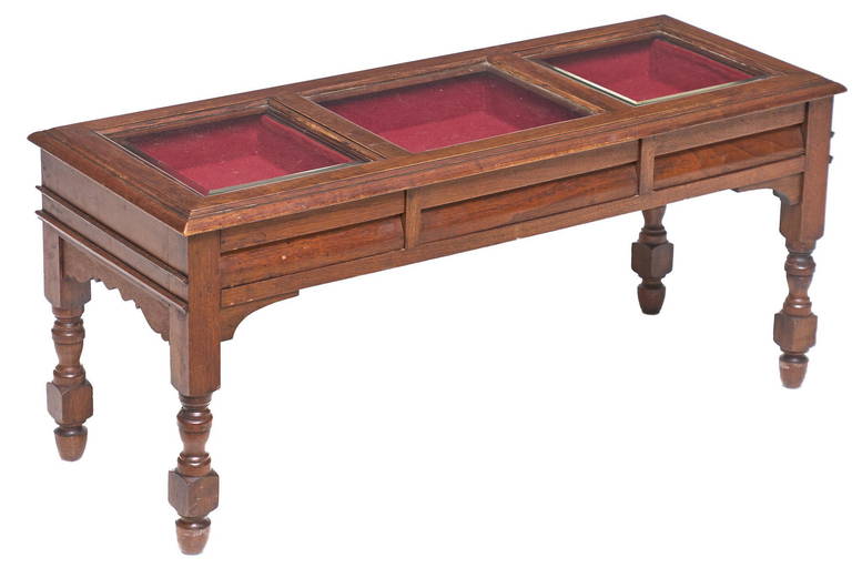Glass Top Vitrine Table