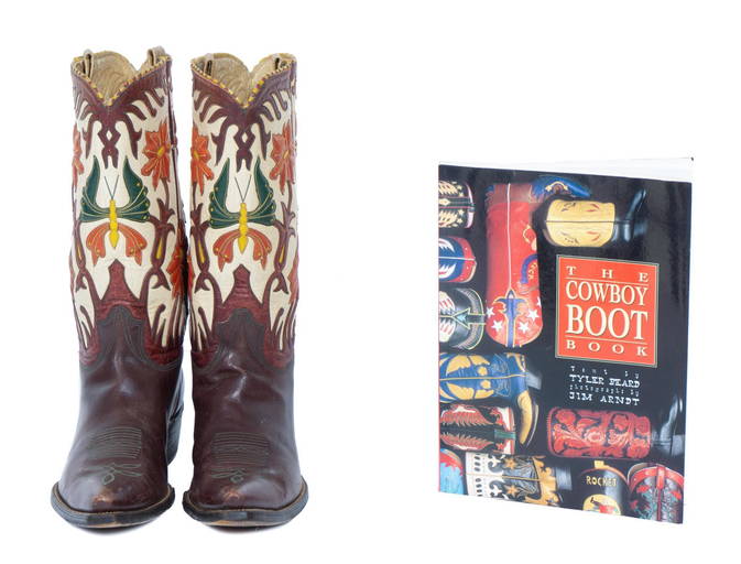 Pair Of Calzado Boots With "the Cowboy Boot Book"
