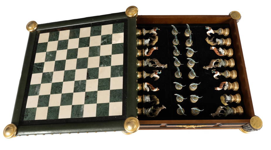 The Franklin Mint Sportsman Trophy Chess Set (#0796) on Jan 01, 2023 ...