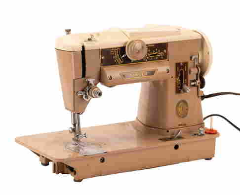 Vintage Singer (usa) Slant-o-matic 401a Sewing Machine Auction