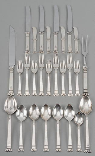 'aztec Column' By Pedro Castillo Taxco Sterling Silver Flatware 27 Pieces