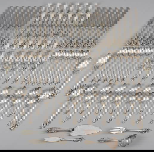 "grand Baroque" Wallace Sterling Silver Flatware Set