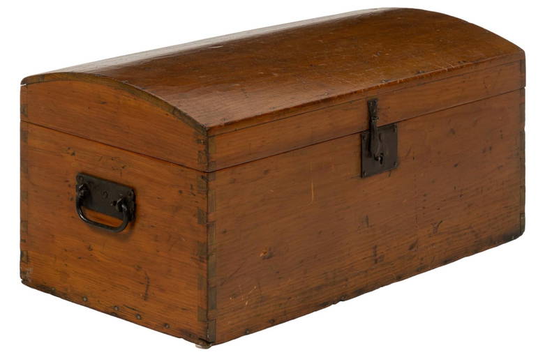 Vintage Rounded Top Trunk