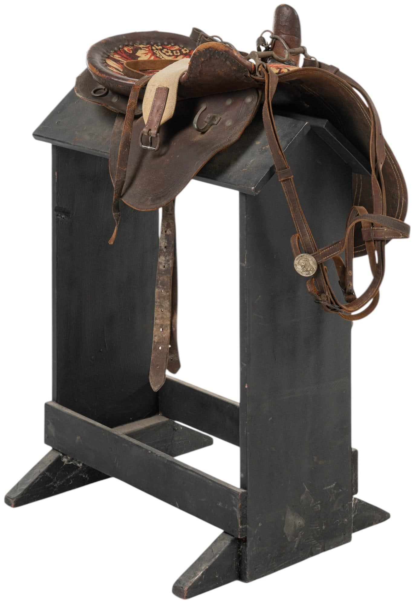 Victorian Style Side Saddle And Bridle Auction