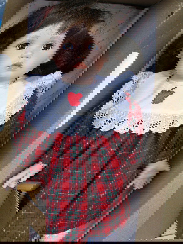 6. Georgetown Collection / Hamilton Mib Dolls