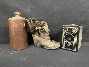 Pottery Cameras for Sale at Auction