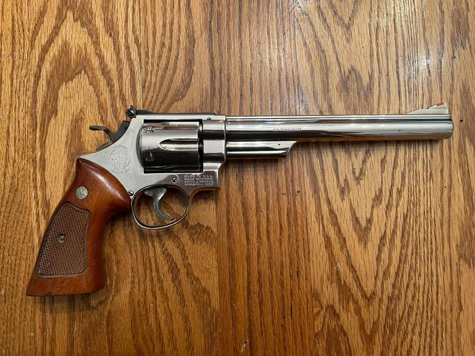 Impressive Smith And Wesson .44 Magnum Long Barrel Revolver Model 29-2 ...