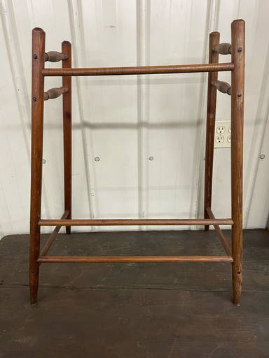 Vintage Quilt Rack - Sep 25, 2022 | Swisher Bros. Auction LLC in KY