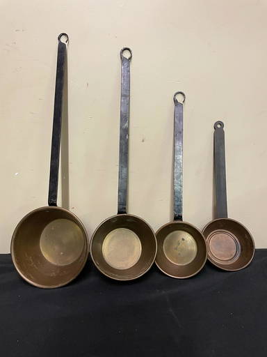 Vintage Long Handle Fire Pans (#0058) on Oct 15, 2022 | Swisher Bros ...