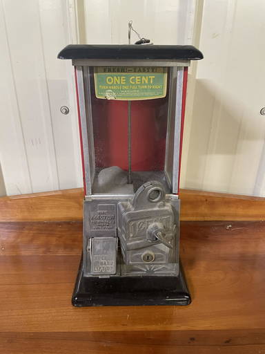 The Master One Cent Gumball Machine (#0105) on Dec 09, 2022 | Swisher ...
