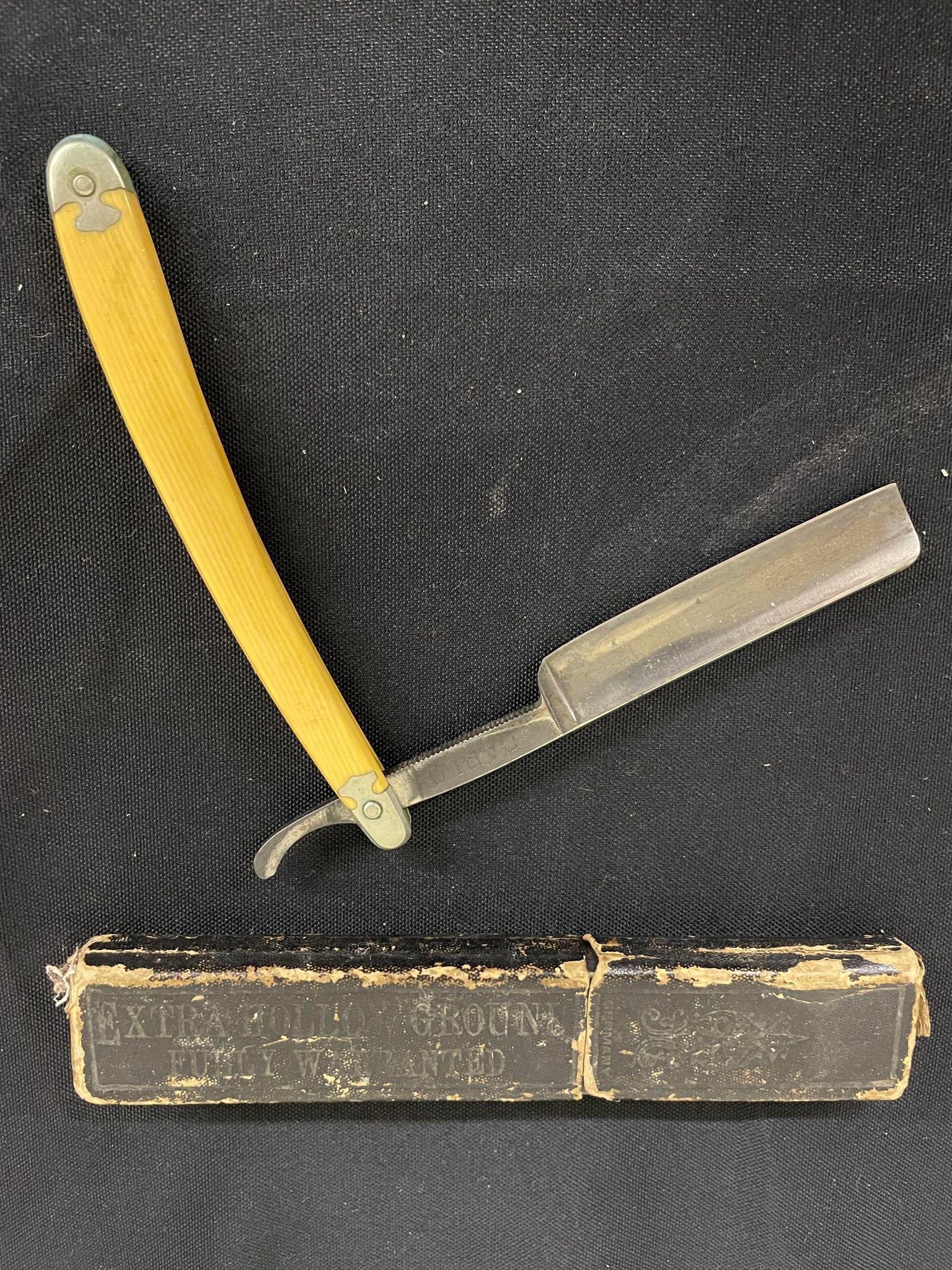 Vintage Shaving Razor