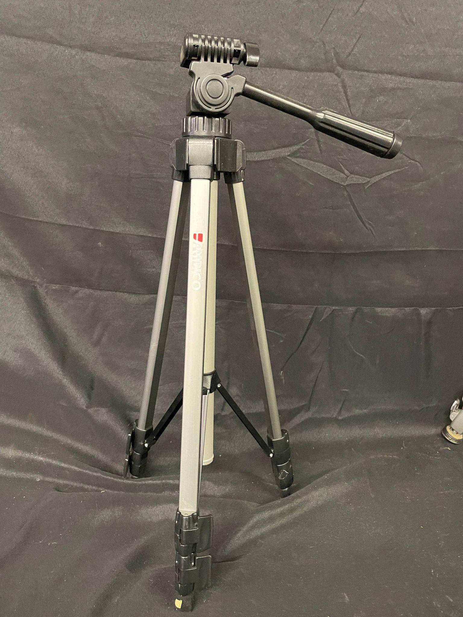 Ambico Tripod