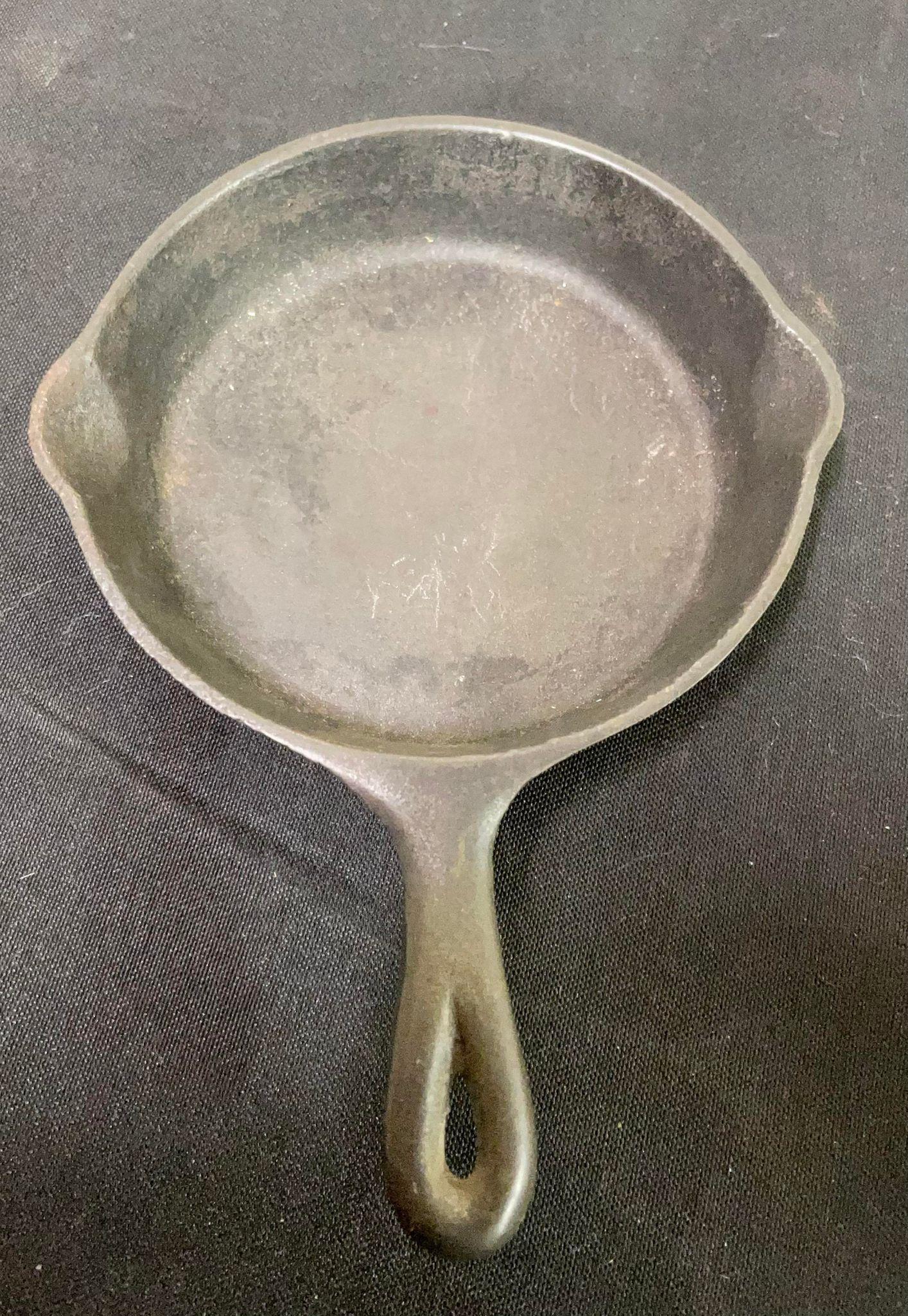 Vintage Cast Iron Wagner Ware Pan