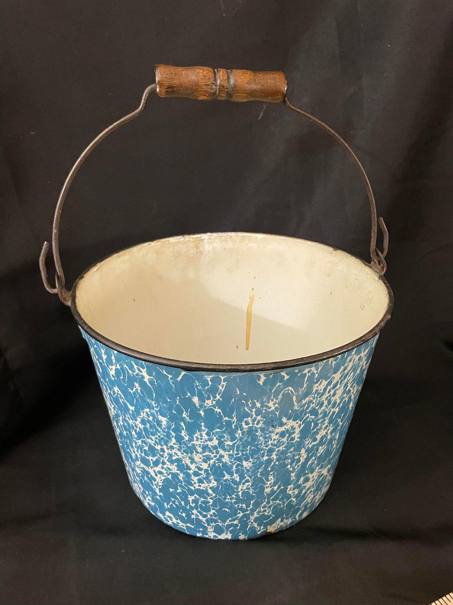 Enamelware Bucket Auction
