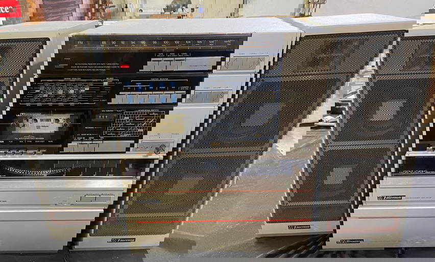 Vintage Emerson Stereo System,