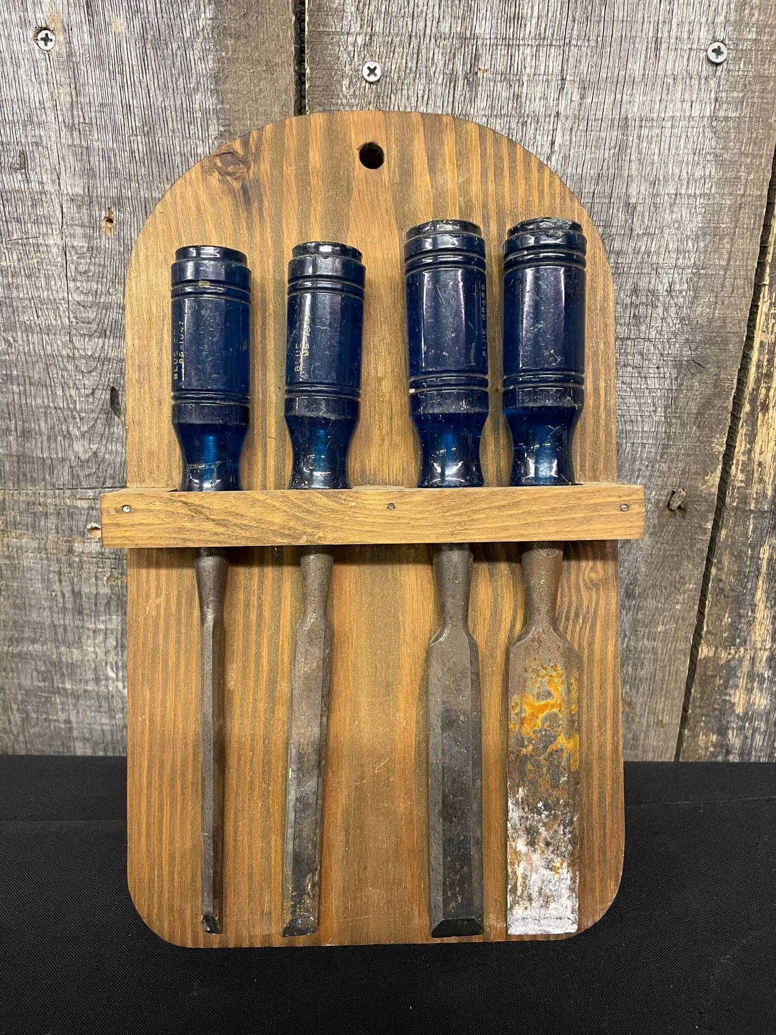 Vintage Chisel Set Auction