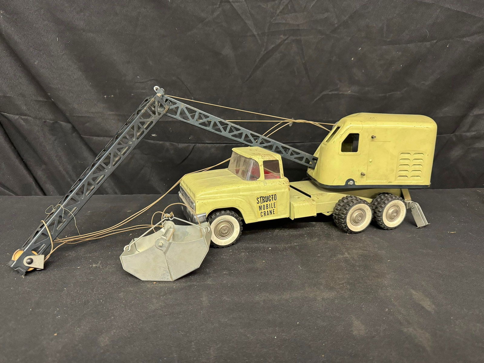 "structo" Pressed Steel Mobile Crane - Fair Condition Auction