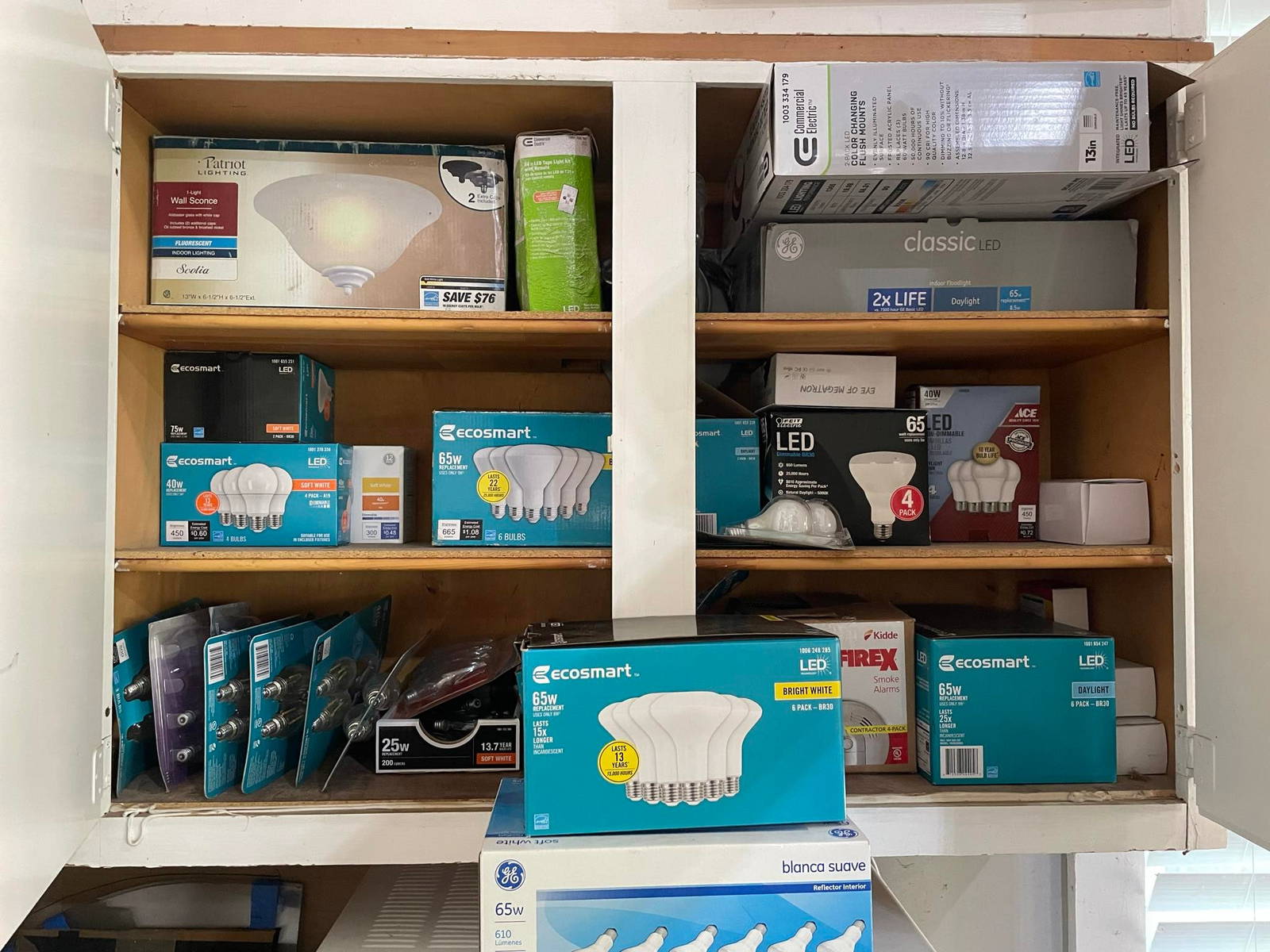 Misc. Collection Of Light Bulbs Auction