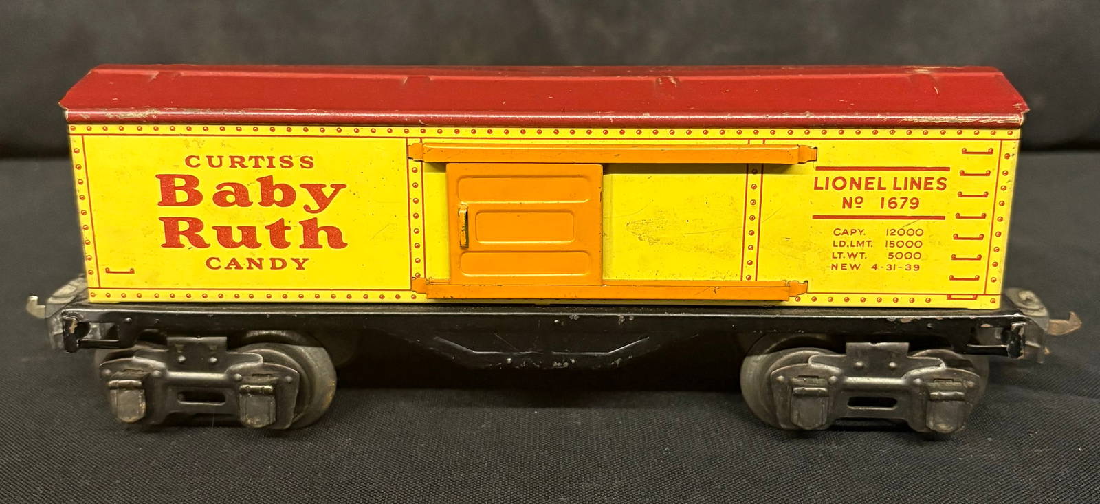 Lionel No. 1679 Tin Baby Ruth Boxcar 9" Auction
