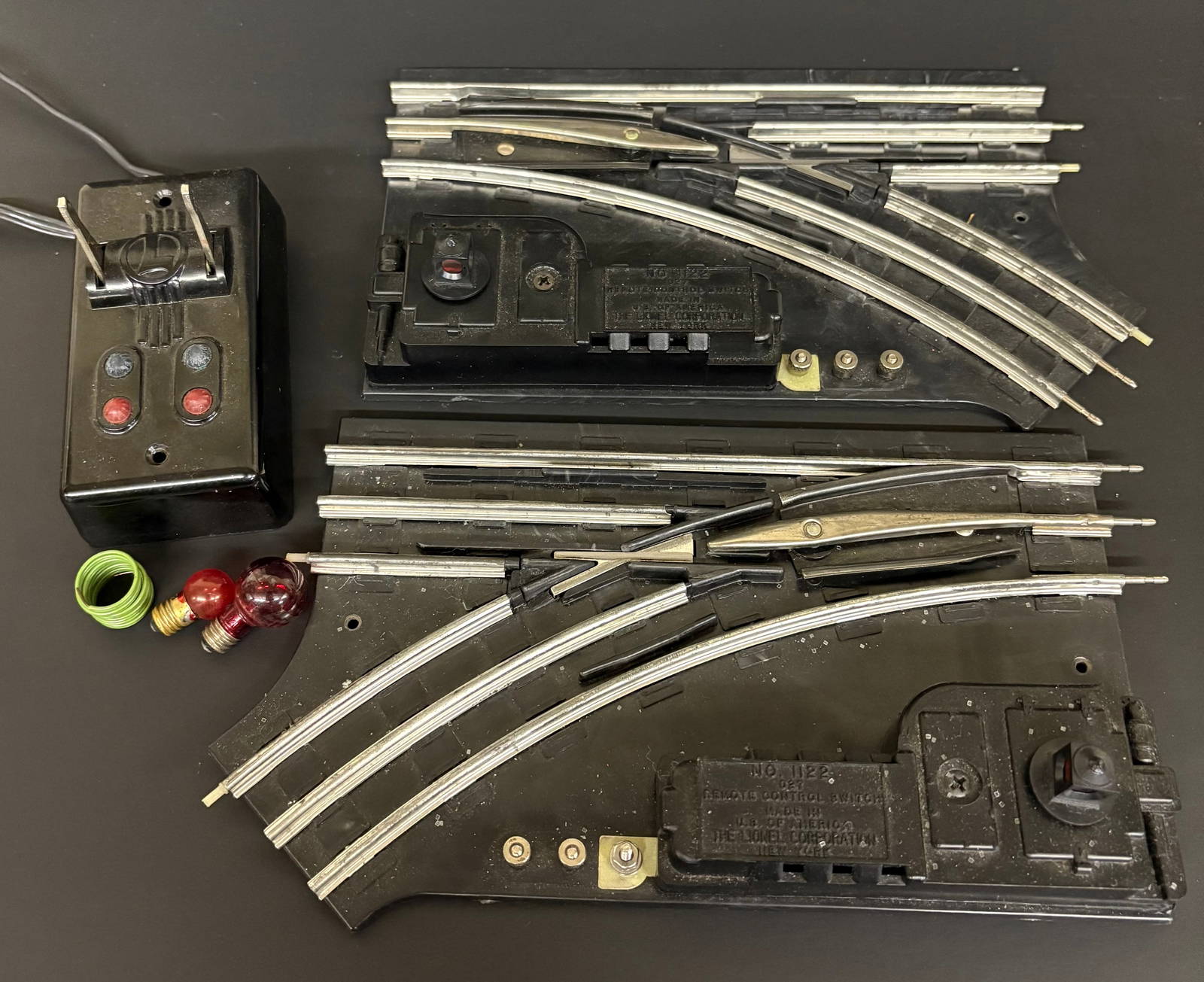 One Pair Lionel No. 1122 Non-derailing Remote Control "027" Switches ...